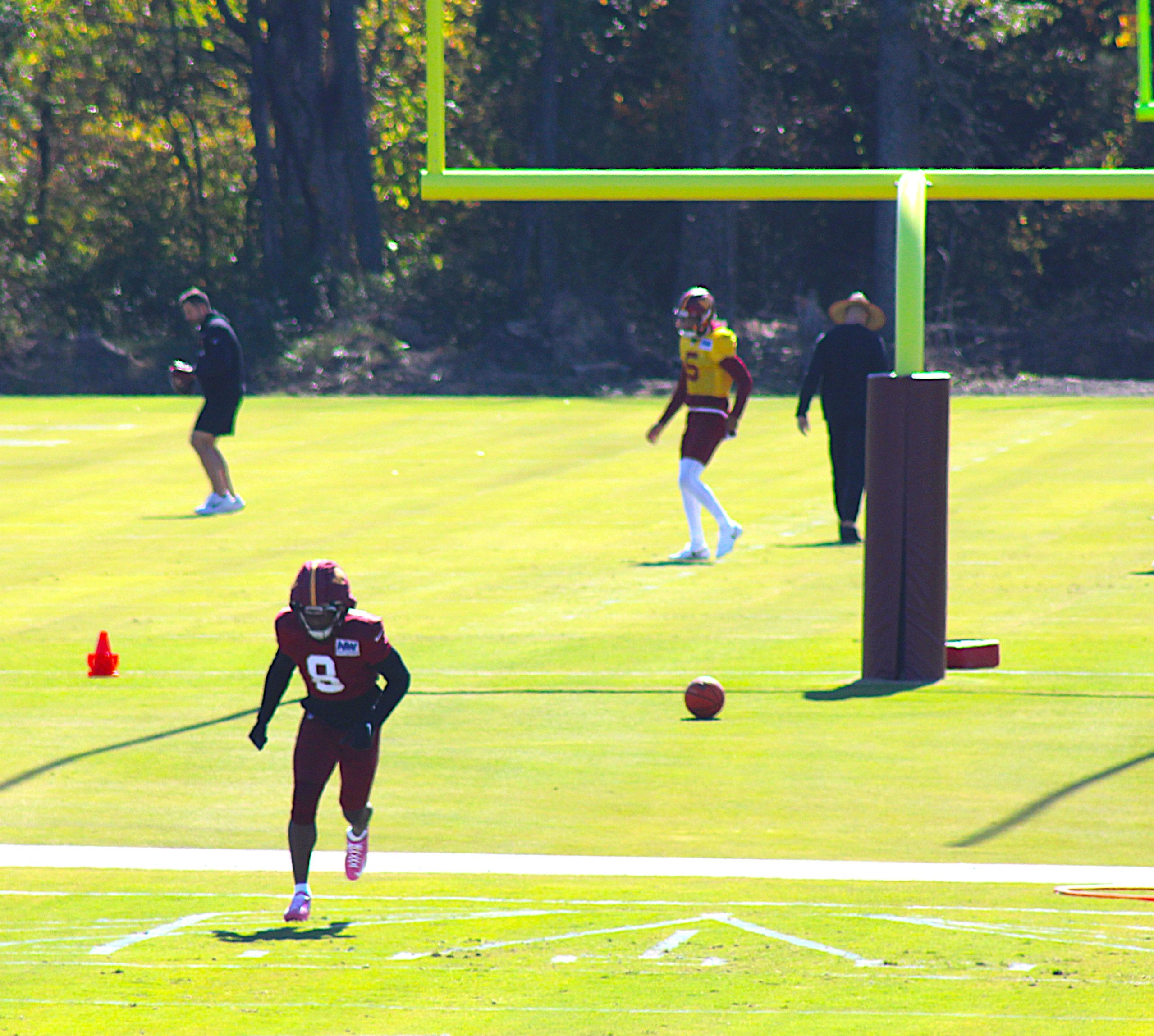 Brian Robinson was running practice drills today | Talk Commanders